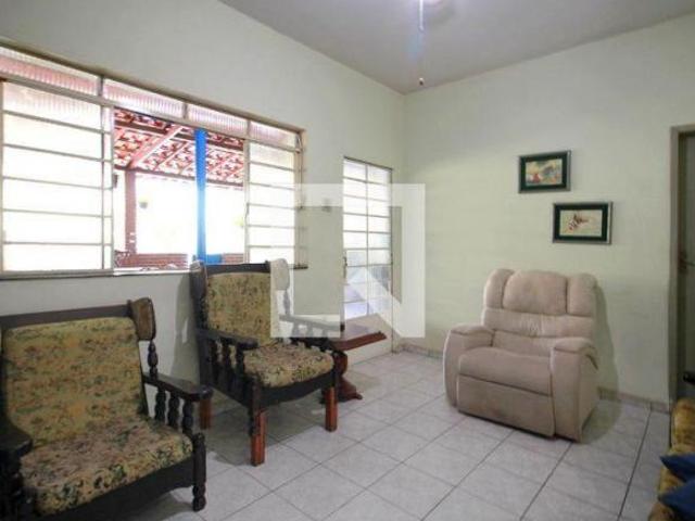 Casa à Venda Sagrada Família, 4 Quartos, 400 m² Belo Horizonte