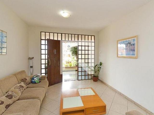 Casa à Venda Sagrada Família, 4 Quartos, 320 m² Belo Horizonte