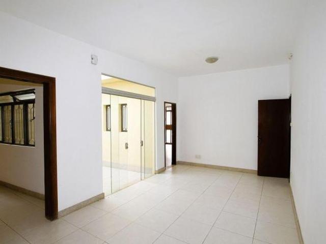 Casa à Venda Salgado Filho, 4 Quartos, 366 m2