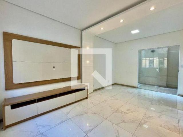 Casa à Venda Salgado Filho, 2 Quartos, 75 m² Belo Horizonte