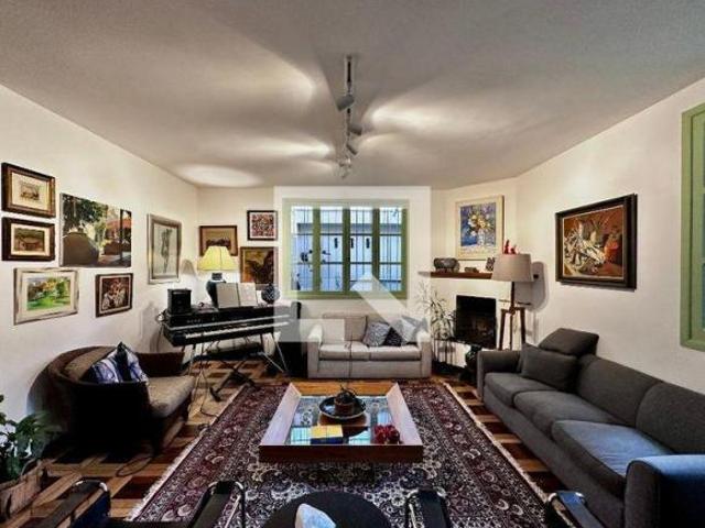 Casa à Venda Santo Amaro, 3 Quartos, 250 m² São Paulo