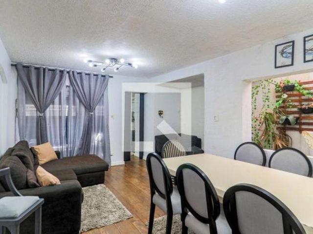 Casa à Venda Santo Amaro, 3 Quartos, 200 m2
