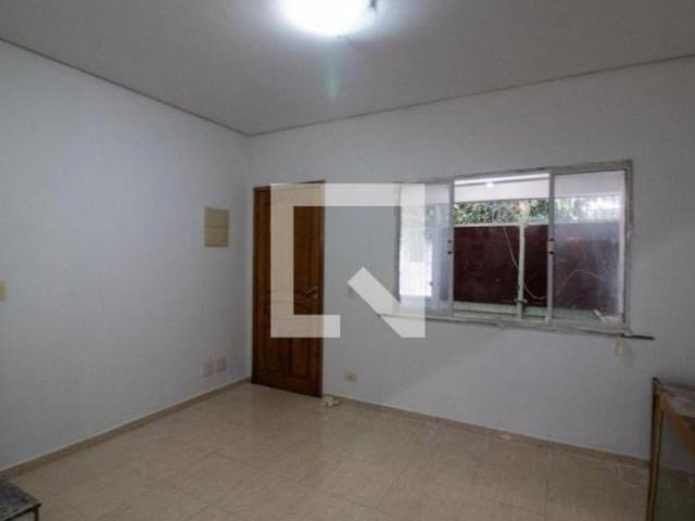 Casa à Venda Santo Amaro, 2 Quartos, 140 m2