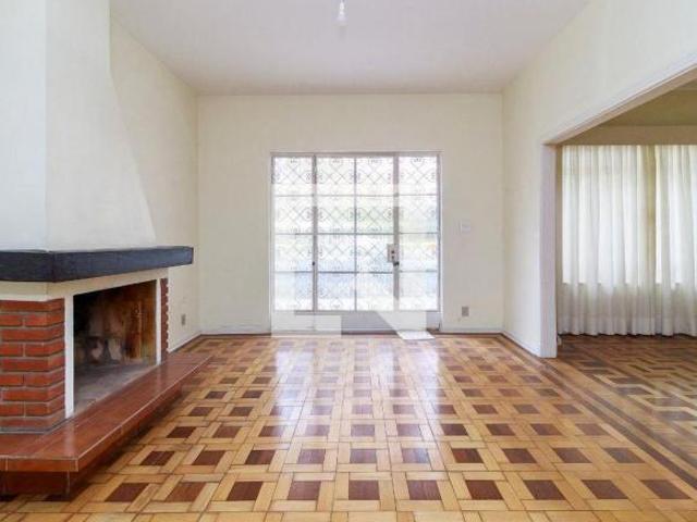 Casa à Venda Santo Amaro, 2 Quartos, 200 m2