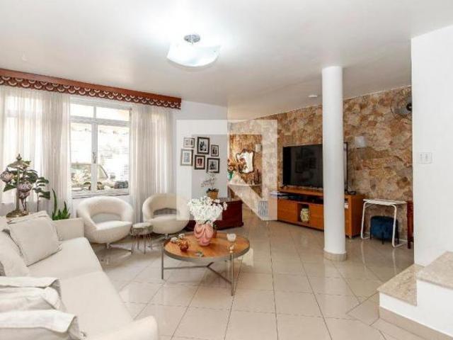 Casa à Venda Santo Amaro, 4 Quartos, 179 m2