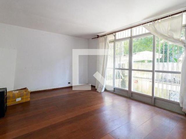 Casa à Venda Santo Amaro, 4 Quartos, 180 m2