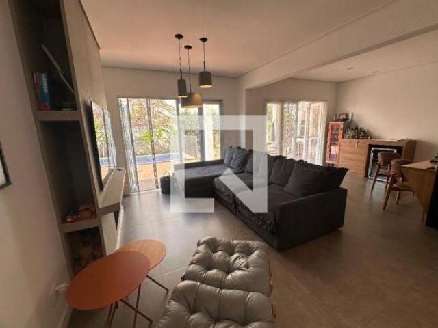 Casa à Venda Santo Amaro, 4 Quartos, 240 m² São Paulo