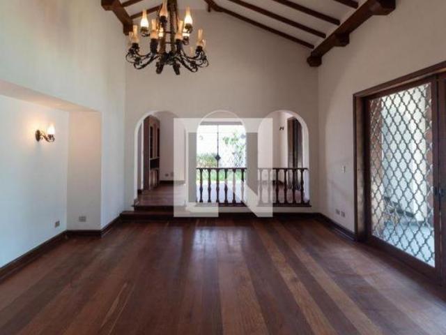 Casa à Venda Santo Amaro, 4 Quartos, 570 m² São Paulo