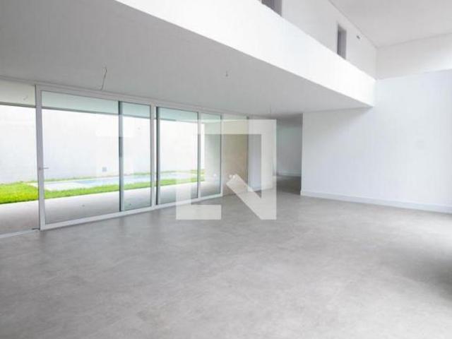 Casa à Venda Santo Amaro, 4 Quartos, 686 m² São Paulo