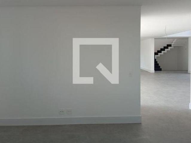 Casa à Venda Santo Amaro, 4 Quartos, 686 m² São Paulo