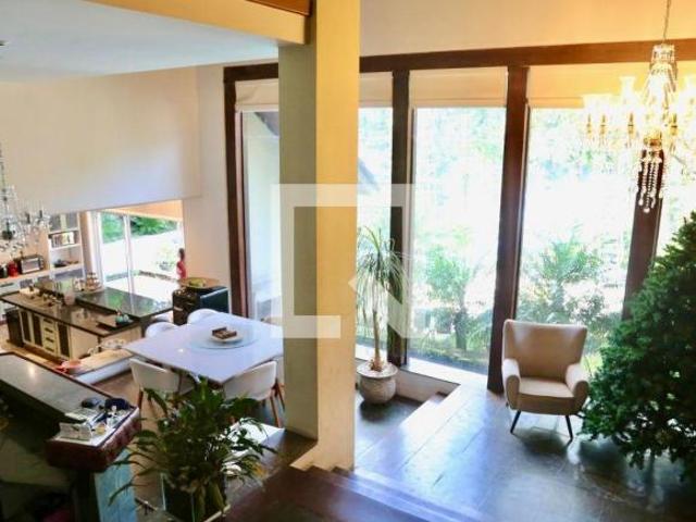 Casa à Venda Santo Amaro, 5 Quartos, 2500 m2