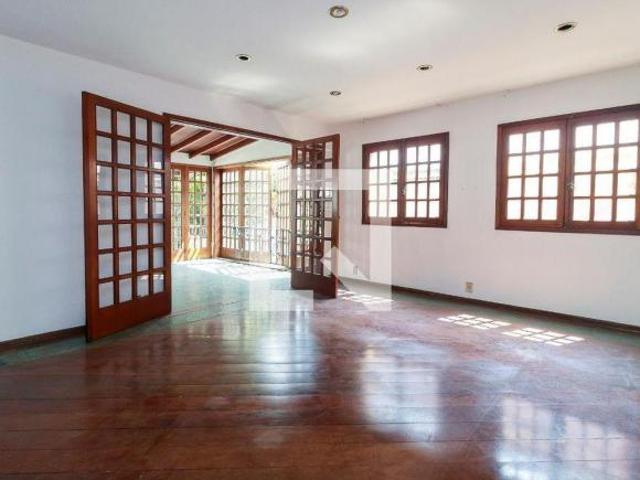 Casa à Venda Santo Amaro, 5 Quartos, 260 m2