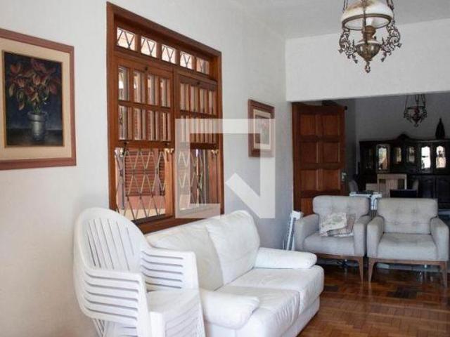Casa à Venda Santo Antônio, 4 Quartos, 300 m² Belo Horizonte