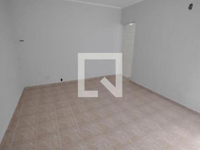 Casa à Venda Santo Antônio, 1 Quarto, 68 m² São Caetano do Sul