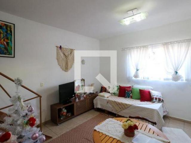 Casa à Venda Santo Antônio, 2 Quartos, 106 m² São Caetano do Sul