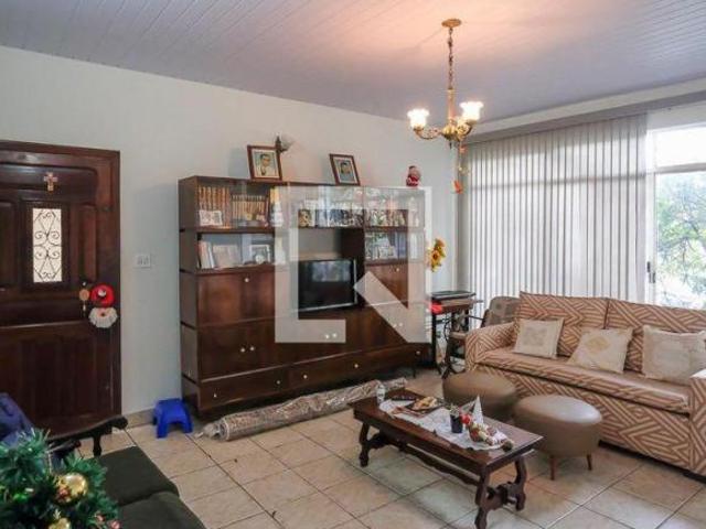 Casa à Venda Santo Antônio, 2 Quartos, 10 m² São Caetano do Sul
