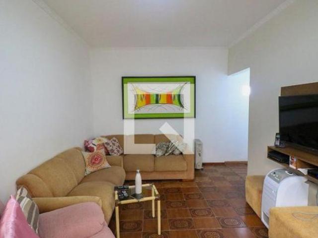 Casa à Venda Santo Antônio, 2 Quartos, 143 m² São Caetano do Sul