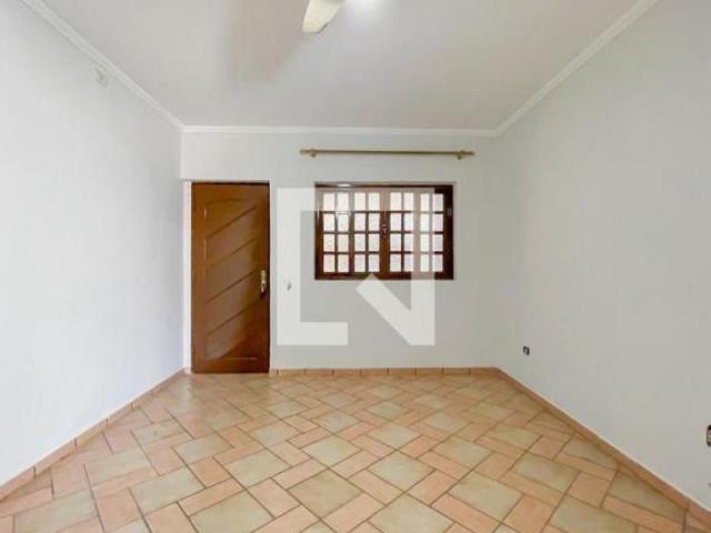 Casa à Venda Santo Antônio, 3 Quartos, 200 m² Osasco