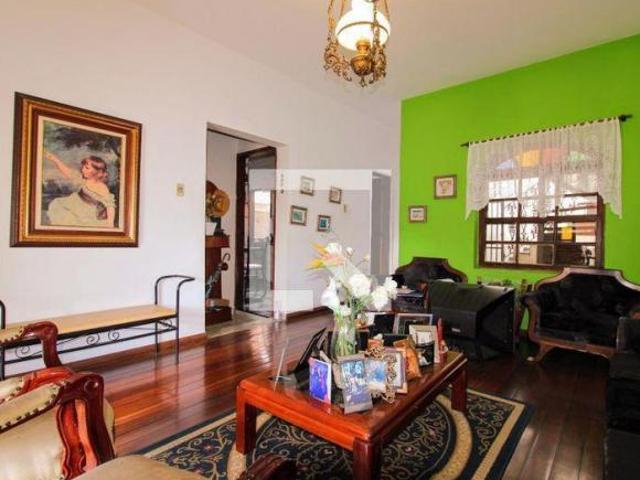 Casa à Venda Santo André, 3 Quartos, 314 m² Belo Horizonte
