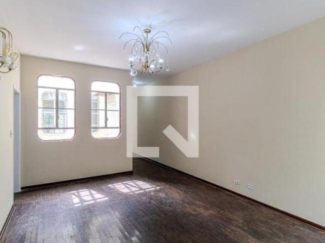 Casa à Venda Santa Cecília, 3 Quartos, 600 m² São Paulo