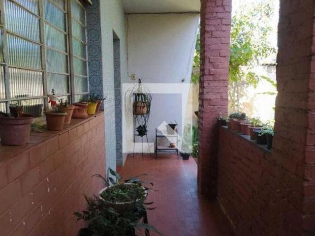 Casa à Venda Santa Cruz, 5 Quartos, 240 m² Belo Horizonte