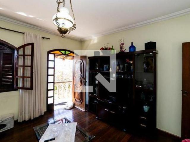 Casa à Venda Santa Cruz, 5 Quartos, 366 m² Belo Horizonte