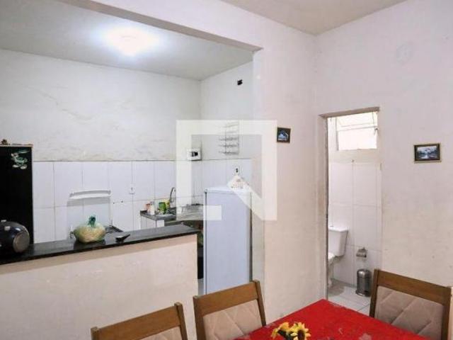 Casa à Venda Santa Cruz, 2 Quartos, 300 m² Belo Horizonte