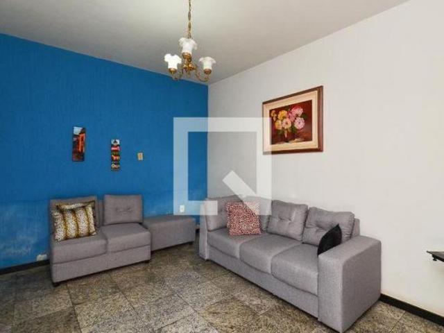 Casa à Venda Santa Cruz, 3 Quartos, 300 m² Belo Horizonte