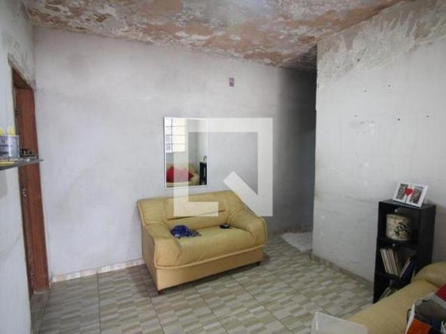 Casa à Venda Santa Cruz Industrial, 2 Quartos, 105 m² Contagem