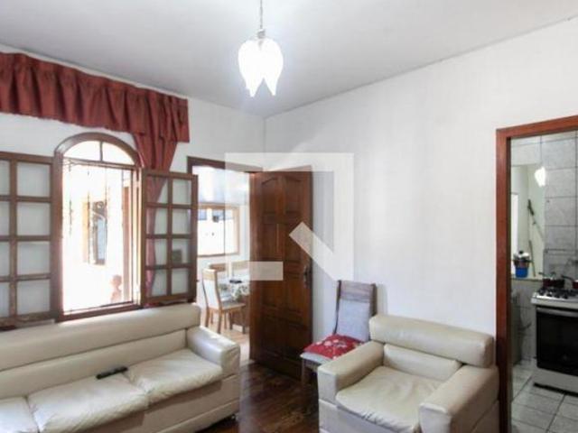 Casa à Venda Santa Amélia, 2 Quartos, 120 m² Belo Horizonte