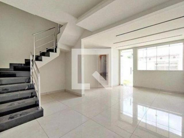 Casa à Venda Santa Amélia, 3 Quartos, 105 m² Belo Horizonte