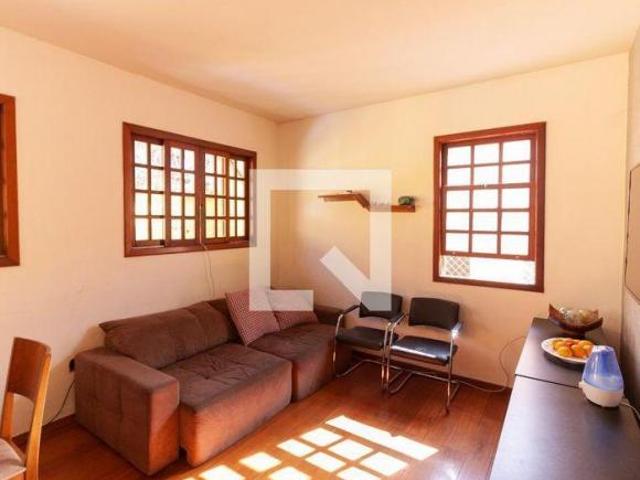 Casa à Venda Santa Amélia, 3 Quartos, 110 m² Belo Horizonte