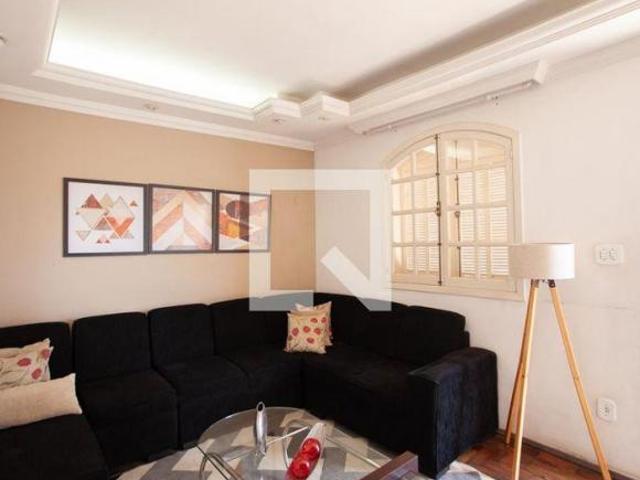 Casa à Venda Santa Amélia, 3 Quartos, 120 m² Belo Horizonte
