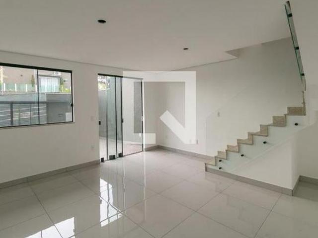 Casa à Venda Santa Amélia, 3 Quartos, 187 m² Belo Horizonte