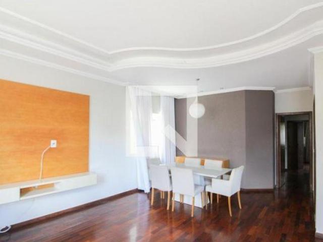 Casa à Venda Santa Amélia, 3 Quartos, 200 m² Belo Horizonte