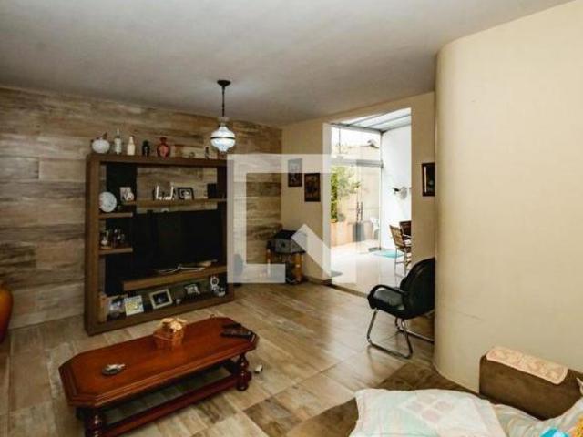 Casa à Venda Santa Amélia, 4 Quartos, 350 m² Belo Horizonte