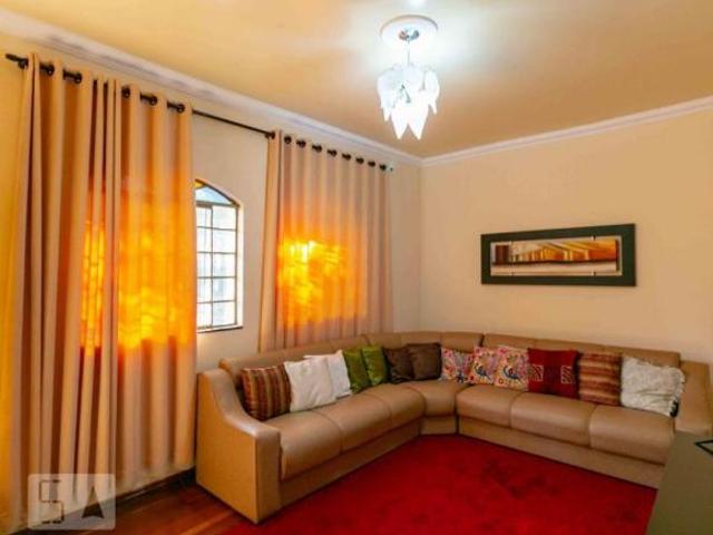 Casa à Venda Santa Amélia, 5 Quartos, 233 m² Belo Horizonte