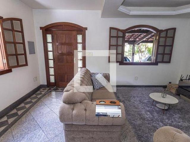 Casa à Venda Santa Amélia, 5 Quartos, 354 m² Belo Horizonte