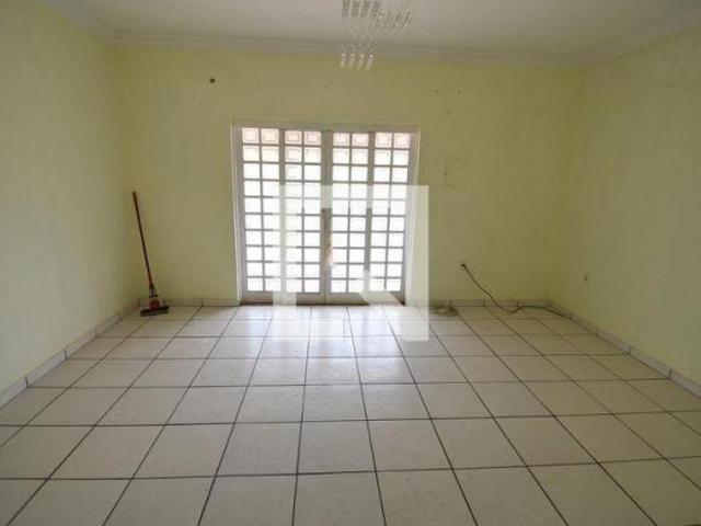 Casa à Venda Santa Genebra, 4 Quartos, 280 m2