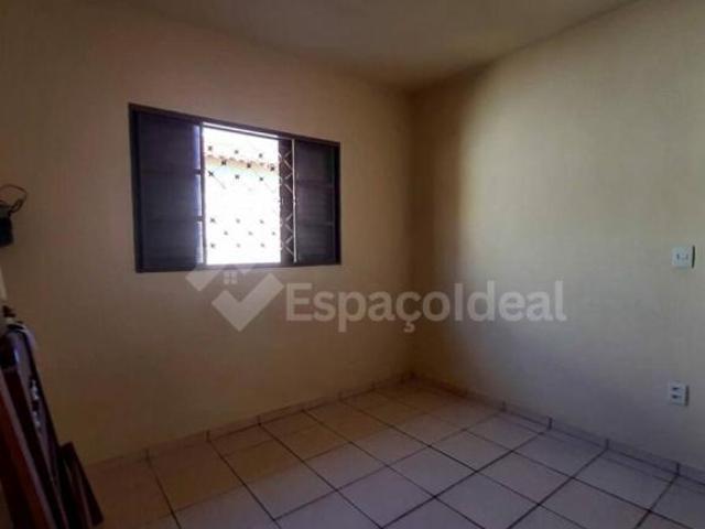 CASA À venda SANTA EDWIRGES