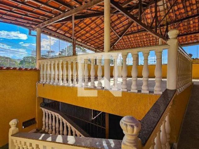 Casa à Venda Santa Efigênia, 4 Quartos, 304 m² Belo Horizonte