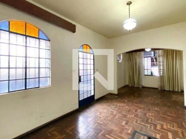 Casa à Venda Santa Efigênia, 5 Quartos, 900 m² Belo Horizonte