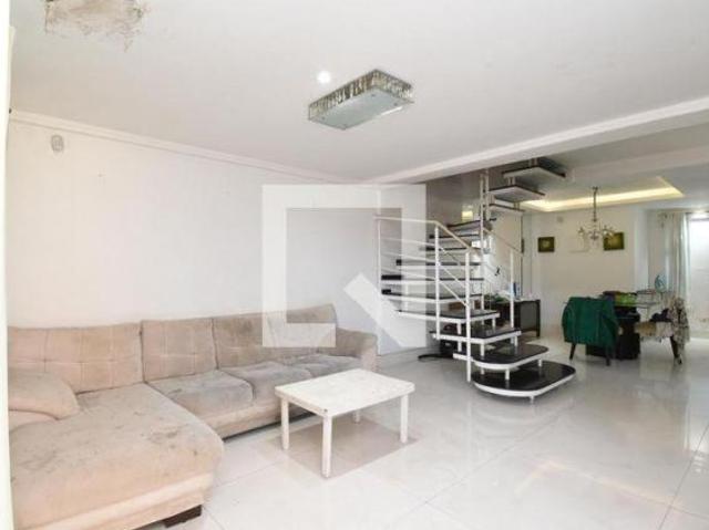 Casa à Venda Santa Felicidade, 3 Quartos, 360 m² Curitiba