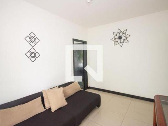 Casa à Venda Santa Helena, 3 Quartos, 131 m² Contagem