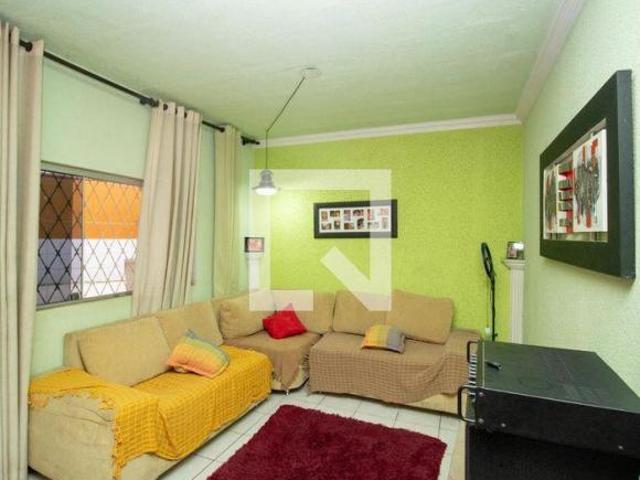Casa à Venda Santa Helena, 5 Quartos, 930 m² Contagem