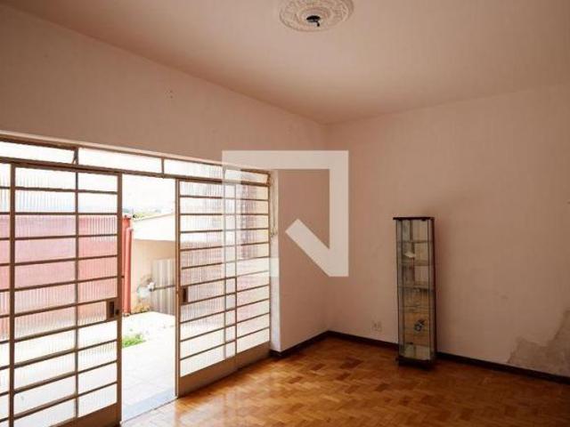 Casa à Venda Santa Inês, 4 Quartos, 375 m² Belo Horizonte