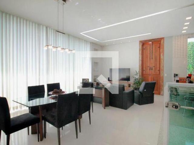 Casa à Venda Santa Lúcia, 2 Quartos, 221 m² Belo Horizonte