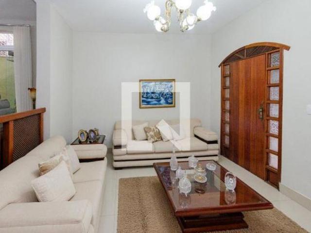 Casa à Venda Santa Lúcia, 4 Quartos, 284 m² Belo Horizonte