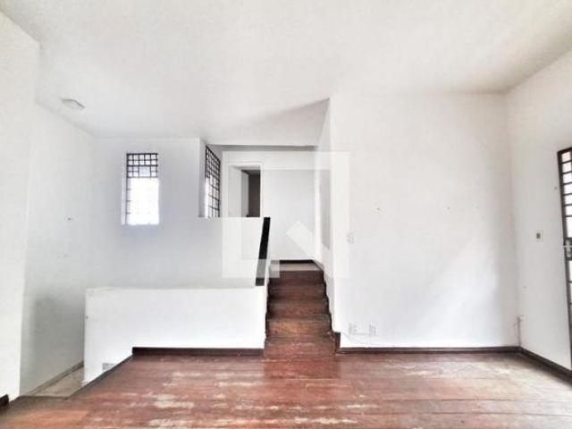 Casa à Venda Santa Lúcia, 4 Quartos, 220 m2