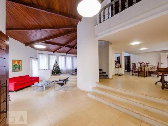 Casa à Venda Santa Lúcia, 4 Quartos, 360 m2